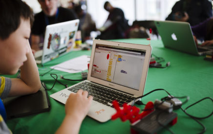 Scratch Day - PORVIR