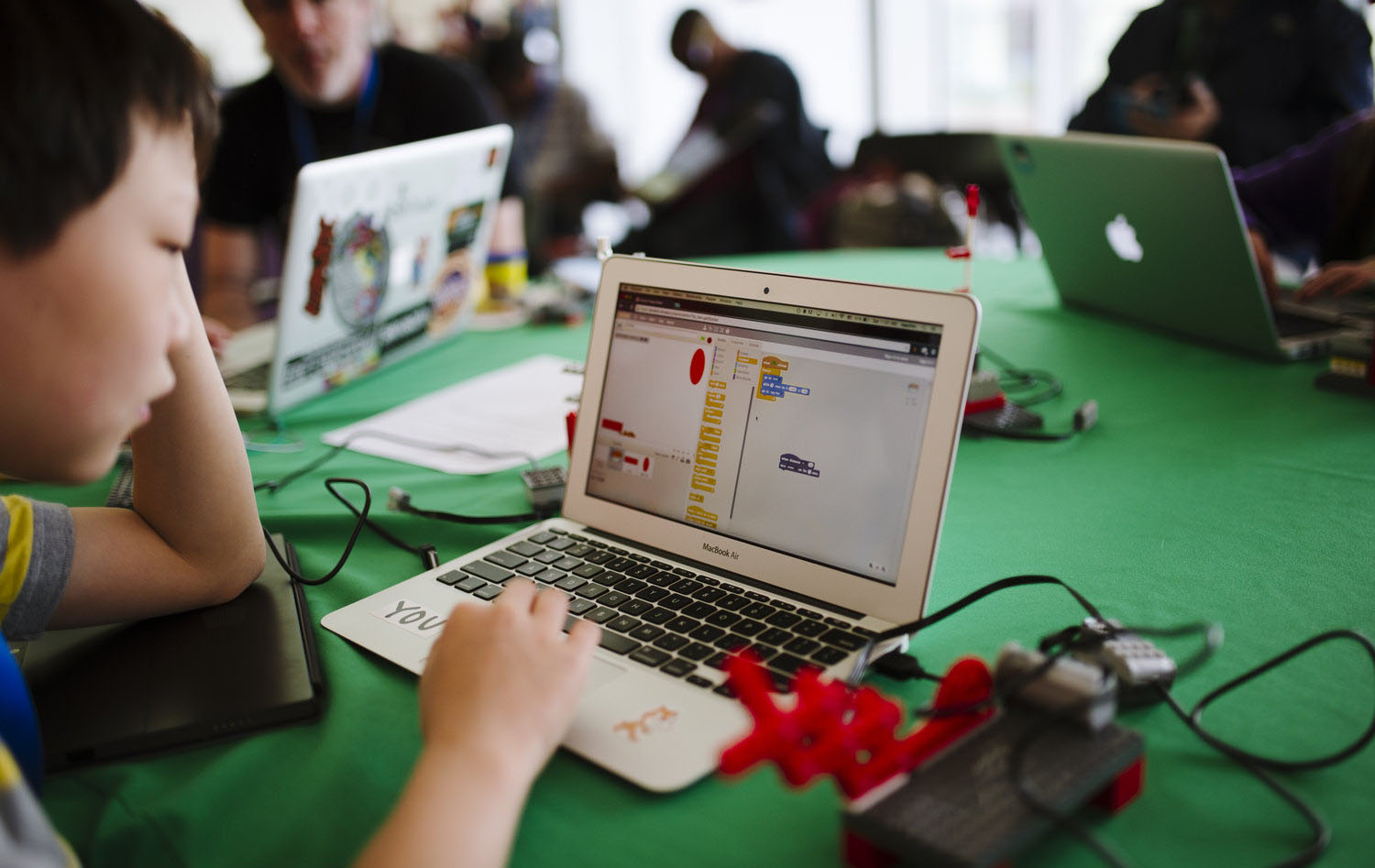 Scratch Day - PORVIR