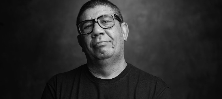 Sérgio Vaz: "Educador é aquele que confecciona asas e voa junto" - PORVIR